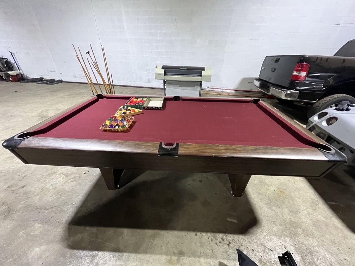 Pool Table with Snooker and Pool Balls – 12 Cues
